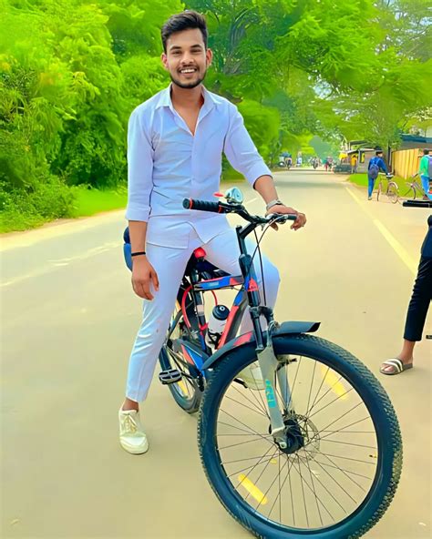 𝓐𝓶𝓲𝓽 𝓚𝓾𝓶𝓪𝓻☬༒꧂ Amit2134567 • Instagram Photos And Videos