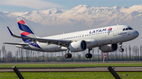 Segundo A Sandp Global A Latam Figura Entre As Companhias Aéreas Mais