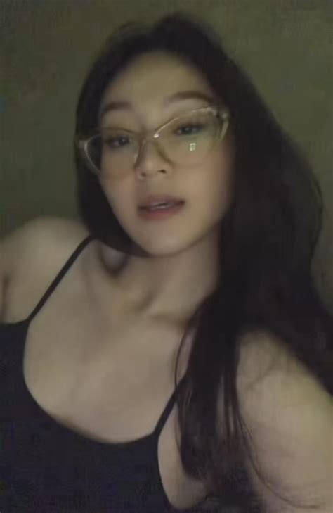 Resta Maharani : r/IndonesianGirlsOnly