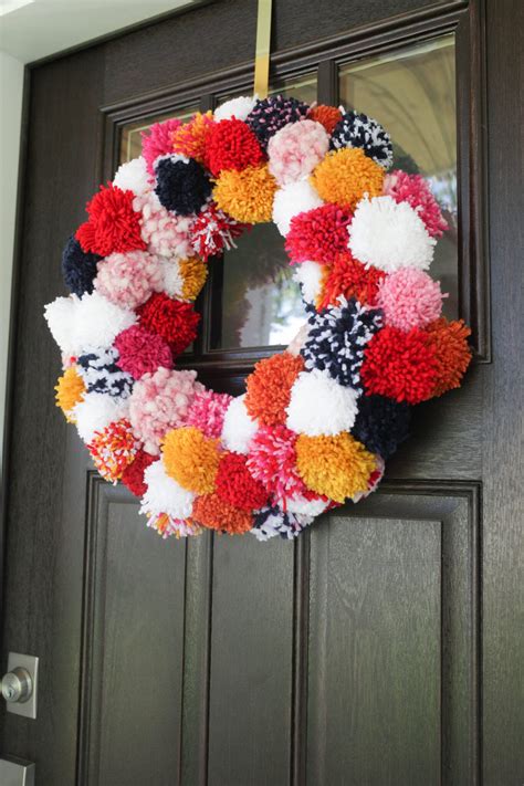 Easy Pom Pom Wreath Diy Paisley And Sparrow