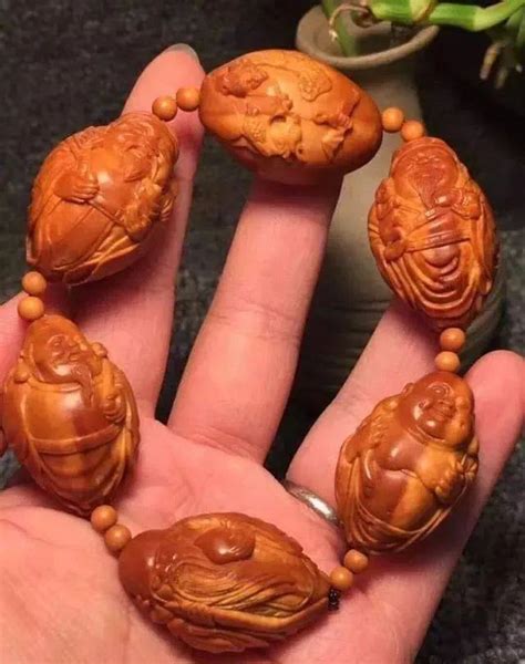 橄榄核每天盘十个小时橄榄核不停的盘好吗橄榄核盘玩多久放一放大山谷图库