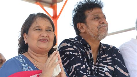 ಗೀತಾ ಗೆಲುವು ಟ್ರಾಕ್ಟರ್ ಪಣಕ್ಕಿಟ್ಟ ವಿಜಯೇಂದ್ರ ತವರು ಕ್ಷೇತ್ರದ ರೈತ Betting On Shivamogga Election