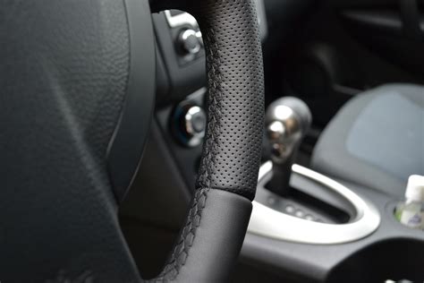 Перетяжка руля Nissan Qashqai экокожей с перфорацией в Екатеринбурге ...
