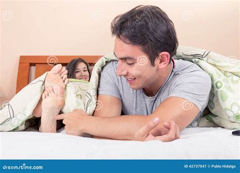 Sleeping With Head And Feet Raised At Stan Denham Blog