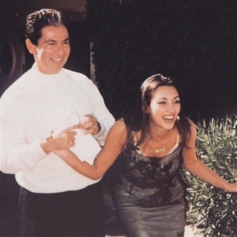 Kim Kardashian Says Dad Robert Is Her Guide 18 Years After His Death