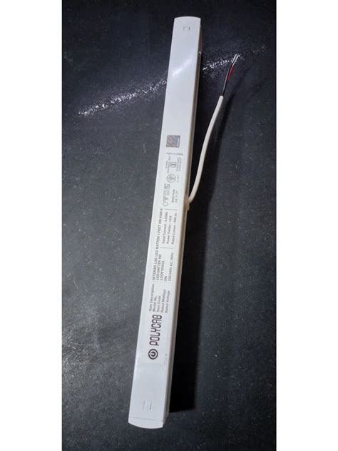 1 Feet 8 Watt Polycab Intenso Lxs Led Batten Tube Light Cool Daylight