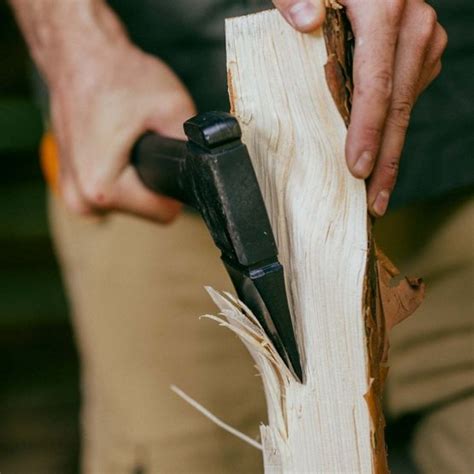 Универсальный топор Fiskars X-series X24 Universal M (1069104) - ™ Fiskars