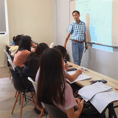 The Classroom Physics Lesson The Classroom 1 Specialists In O