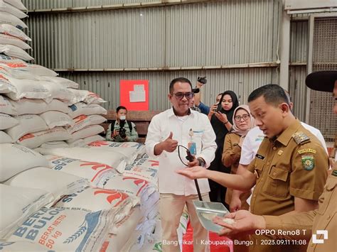 Wakil Bupati Bungo Dan Tim Tpid Datangi Gudang Bulog Pemerintah