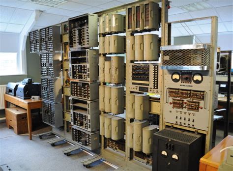 Worlds Oldest Functioning Digital Computer Returns To Display After Being Restored Neowin