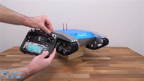 Гусеничная роботизированная платформа танк на arduino схема и программа