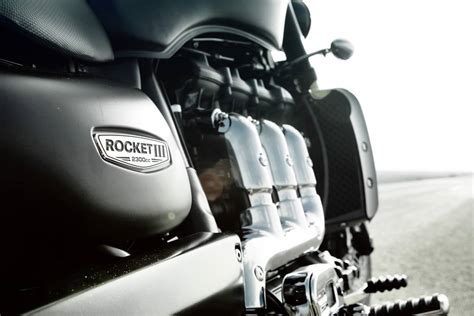 Ficha Técnica De La Triumph Rocket Iii Roadster 2013 Masmotoes