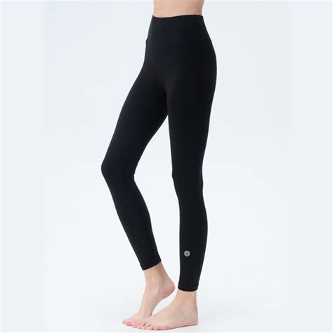 ハイライズシェイプクロップドパンツ／ブラック イージーヨガ通販