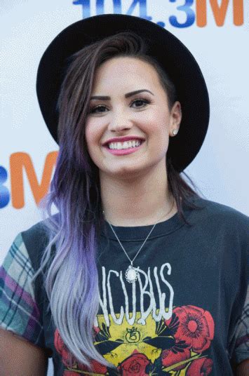 Demi Lovato F Gif Find Share On Giphy