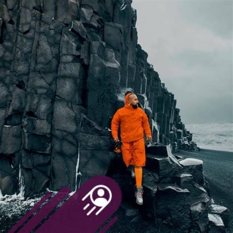 בָּרוּךְ אַתָּה יְהֹוָה אֱלֹהֵינוּ מֶלֶךְ הָעוֹלָם שֶׁהֶחֱיָנוּ וְקִיְּמָנוּ וְהִגִּיעָנוּ