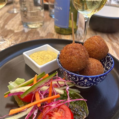 The Cork Pringle Bay Restaurant Reviews Photos And Phone Number
