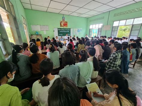 နောင်ချိုမြို့နယ် အမှတ် ၁ အခြေခံပညာအလယ်တန်းကျောင်းခွဲတွင် လူငယ်ရေးရာ အသိပညာပေး ဟောပြောပွဲပ