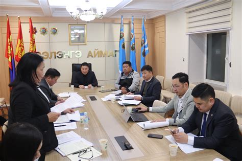 ЭДИЙН ЗАСАГ ТӨСВИЙН БОДЛОГЫН ХОРОО ХУРАЛДАЖ БАЙНА