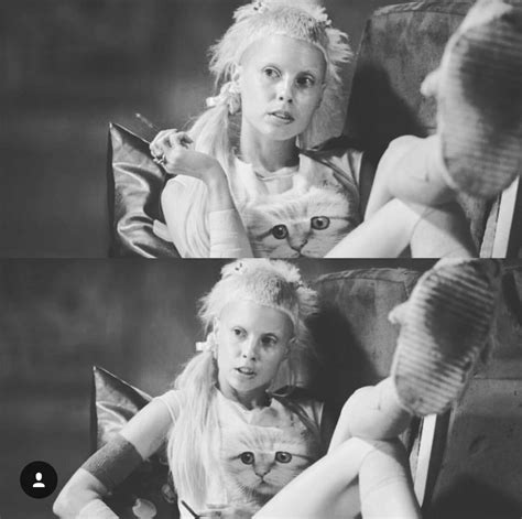 Yolandi Visser In The Movie Chappie Die Antwoord Yolandi Visser Singer