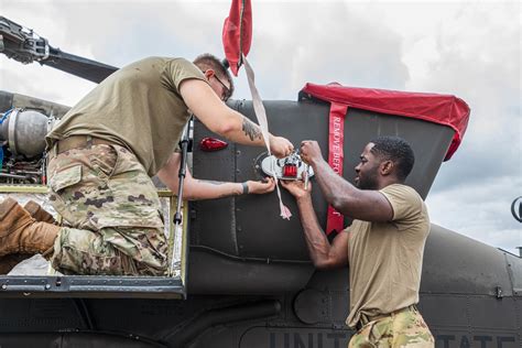 Apache Aviation Maintenance Training Program Prevents Errors And Mishaps 75th U S Army