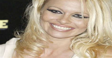 Anderson I Ll Never Watch My Sex Tape Daily Star