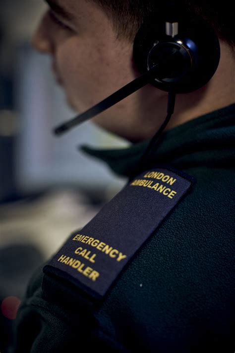 Emergency Call Handler Roles Faqs London Ambulance Service Nhs Trust