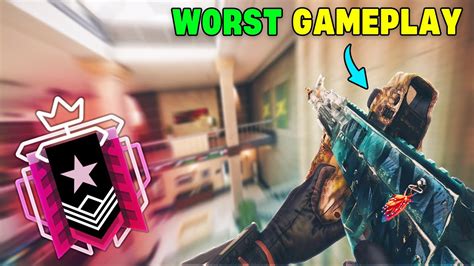Worst Gameplay Ever In Rainbow Six Siege... - YouTube