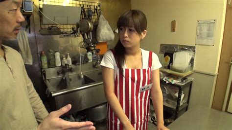 完全ガチ交渉！街で噂の、ウブな看板娘を狙え！ 8時間 Best Volume04 228032 人気av女優観察日記 無料アダルト動画大全集