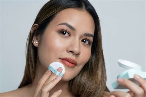 Jadi Solusi Untuk Kulit Berminyak Raine Beauty Luncurkan The Daily Radiant Matte Setting Powder