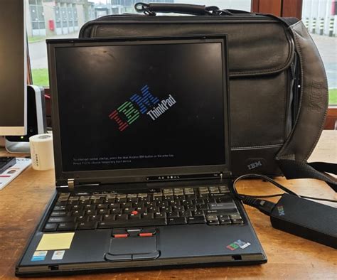 Found This In The Dumpster At My Work Ibm Thinkpad T30 En T40