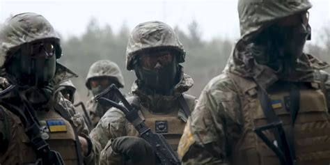 Перші бійці Українського легіону прибули з Польщі в Україну Читайте на Ukr Net