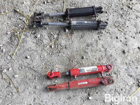 John Deere Nortrac Hydraulic And Planter Marker Cylinders Agriculture