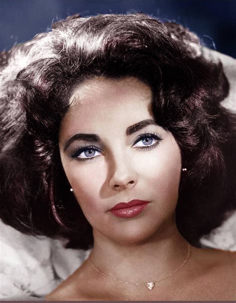 Elizabeth Taylor Les Yeux Violet Fermer