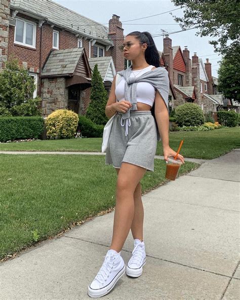 Pin By Andrea On Ropitas Y Complementos Sweat Pants And Crop Top