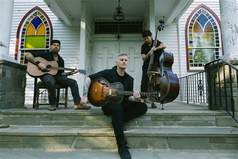 Lirik Dan Chord Lagu Ragged But Right The Devil Makes Three