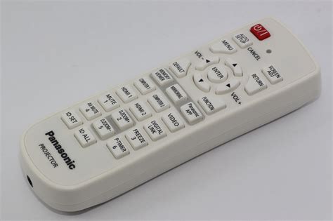Panasonic Genuine N2qaya000146 Lcd Projector Remote Control Pt Vw545 Pt Vz585 Uk