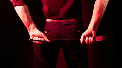 Fake Dom Vs Real Dom Learn 9 Warning Signs About Spotting Fake Doms