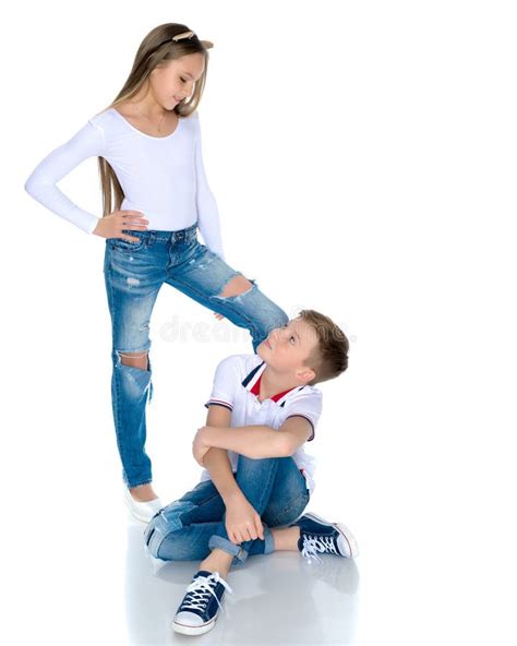 Teenager Bruder Und Schwester Stockfoto Bild Von Paare Kinder