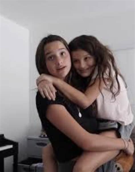 Pin By Valentina Ujcic On Annie Lablanc Hayley Leblanc Annie And