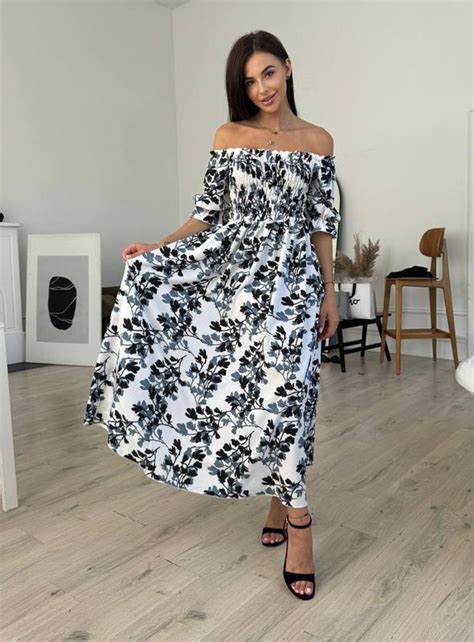 Сукня — ціна 750 грн у каталозі Сукні міді Купити жіночі речі за