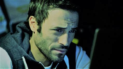 شاهد يوسف الشريف يهنئ أبطال في بيتنا روبوت تحية خاصّة للذيذ