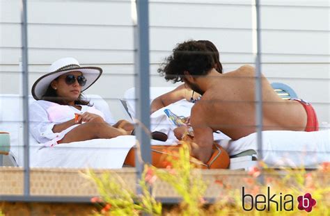 Eva Longoria y José Antonio Bastón durante sus vacaciones de Pascua