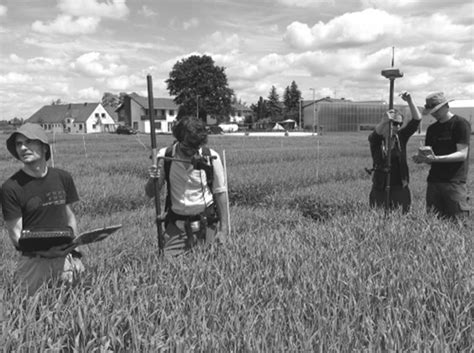 Measuring Spectra With A Asdi Portable Spectroradiometer Fieldspec3 Download Scientific Diagram