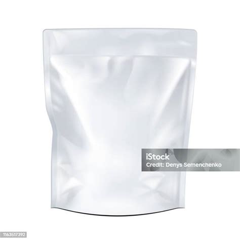 빈 음식 스탠드 업 유연한 파우치 스낵 봉지 가방 모의 최대 템플릿 흰색 배경에 격리된 그림입니다 설계 준비 완료 제품 포장 벡터 Eps10 스탠드업 파우치에 대한 스톡