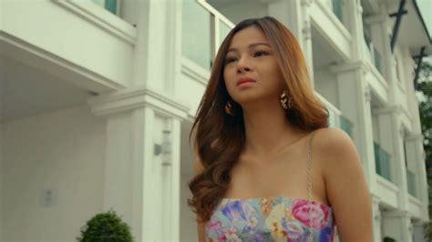 Angeli Khang