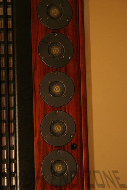 70 000 Genesis 200 201 4 Tower Reference Speaker System In Redwood Full Range Speaker