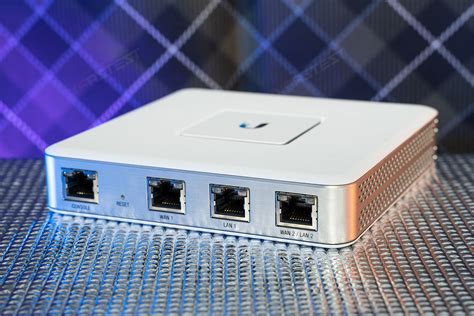 [xf 開箱] 可集中於 Unifi 控制器管理 Unifi Security Gateway Xfastest Hong Kong