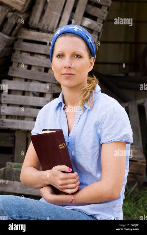Female Missionary Hi Res Stock Photography And Images Alamy