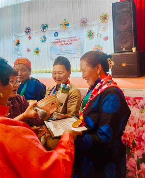 Архангай аймаг Цэцэрлэг сумын аймгийн Тэргүүний Ахмадын Хороо Added A New Архангай аймаг