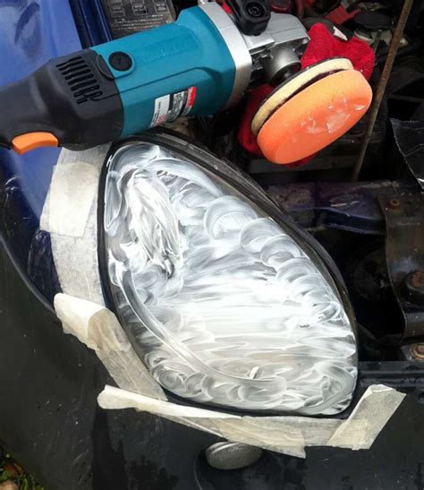 Полировка фар (без машинки) своими руками в домашних условиях: обзор ...